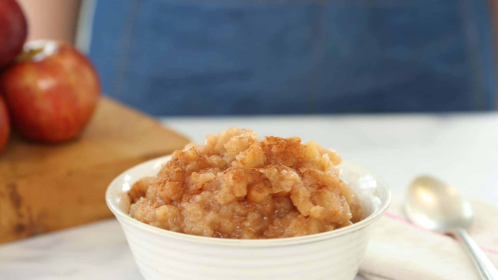 Video: How to Make Applesauce - Dish Works