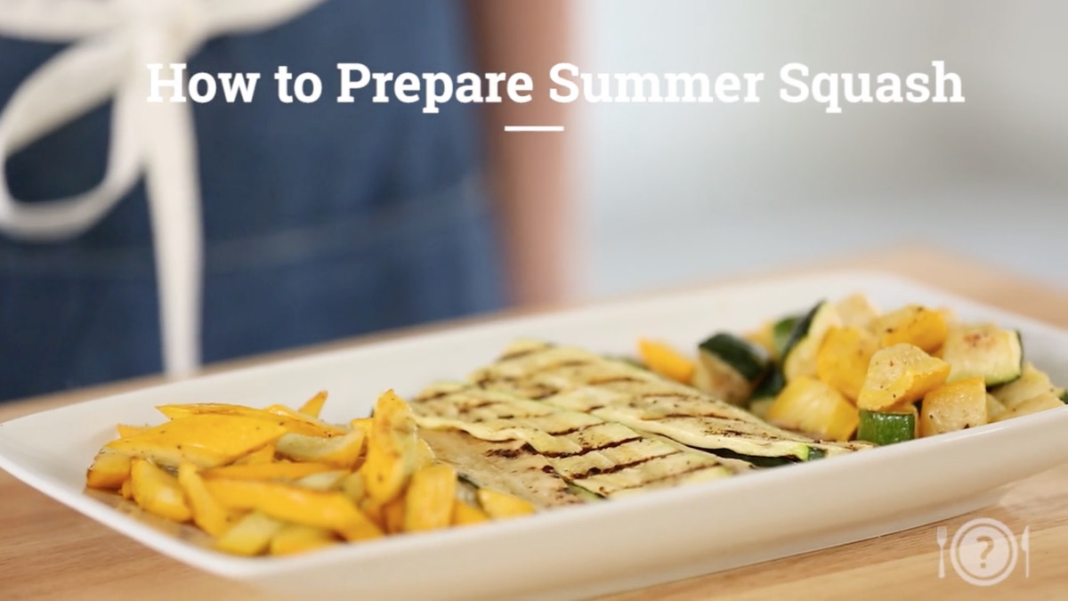 Video: How to Prepare Summer Squash - Dish Works Video: How to Prepare Summer Squash - Dish Works